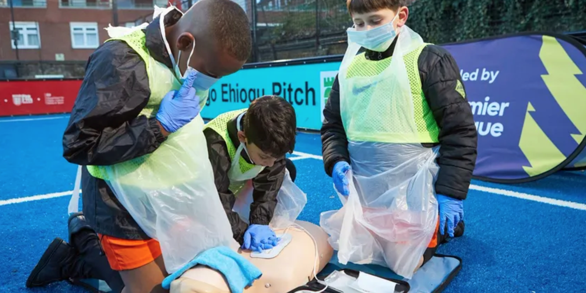 Installing Defibs And Learning Cpr Can Save Lives Kapital Football Group